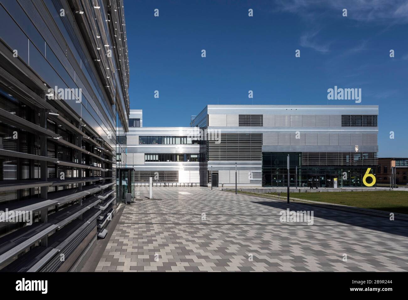 University of applied sciences dusseldorf -Fotos und -Bildmaterial in hoher Auflösung – Alamy