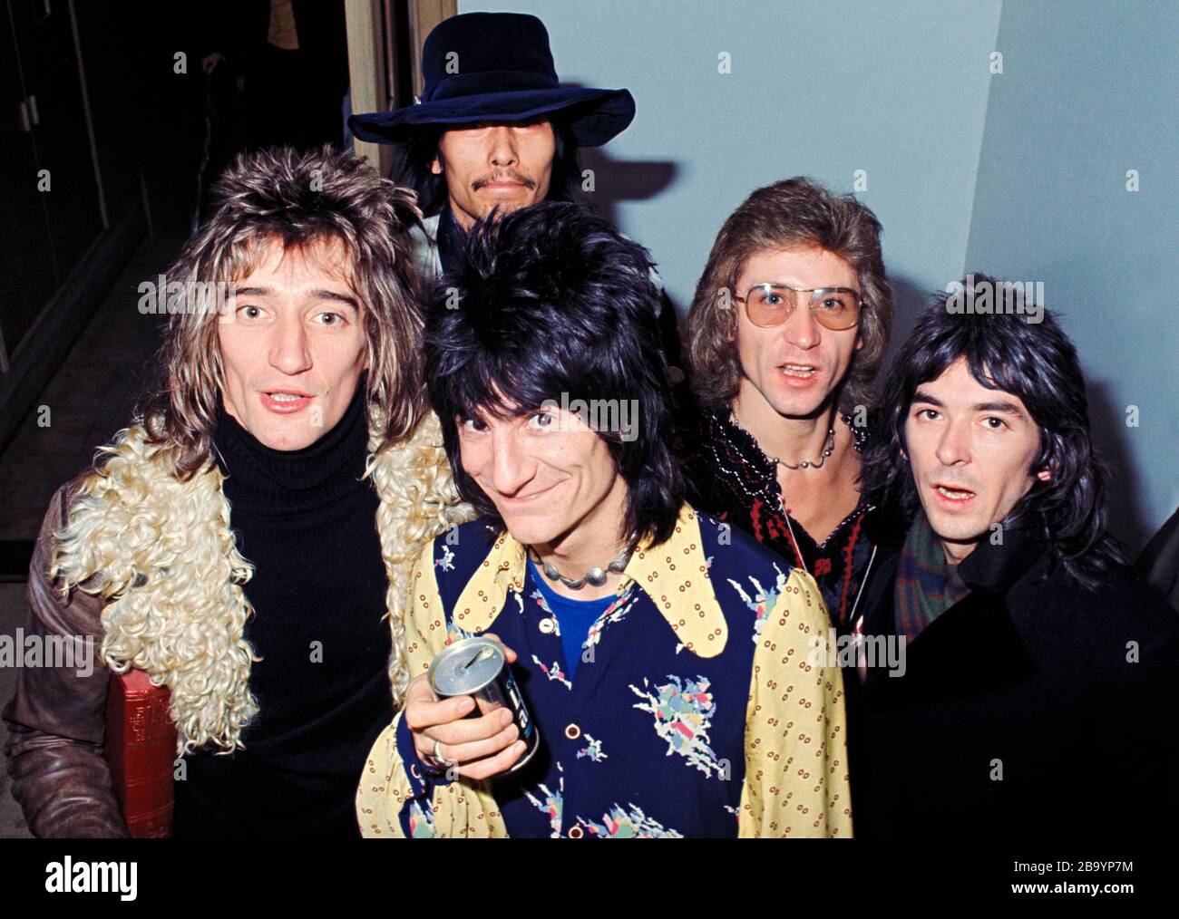 Rod stewart ronnie wood faces -Fotos und -Bildmaterial in hoher ...