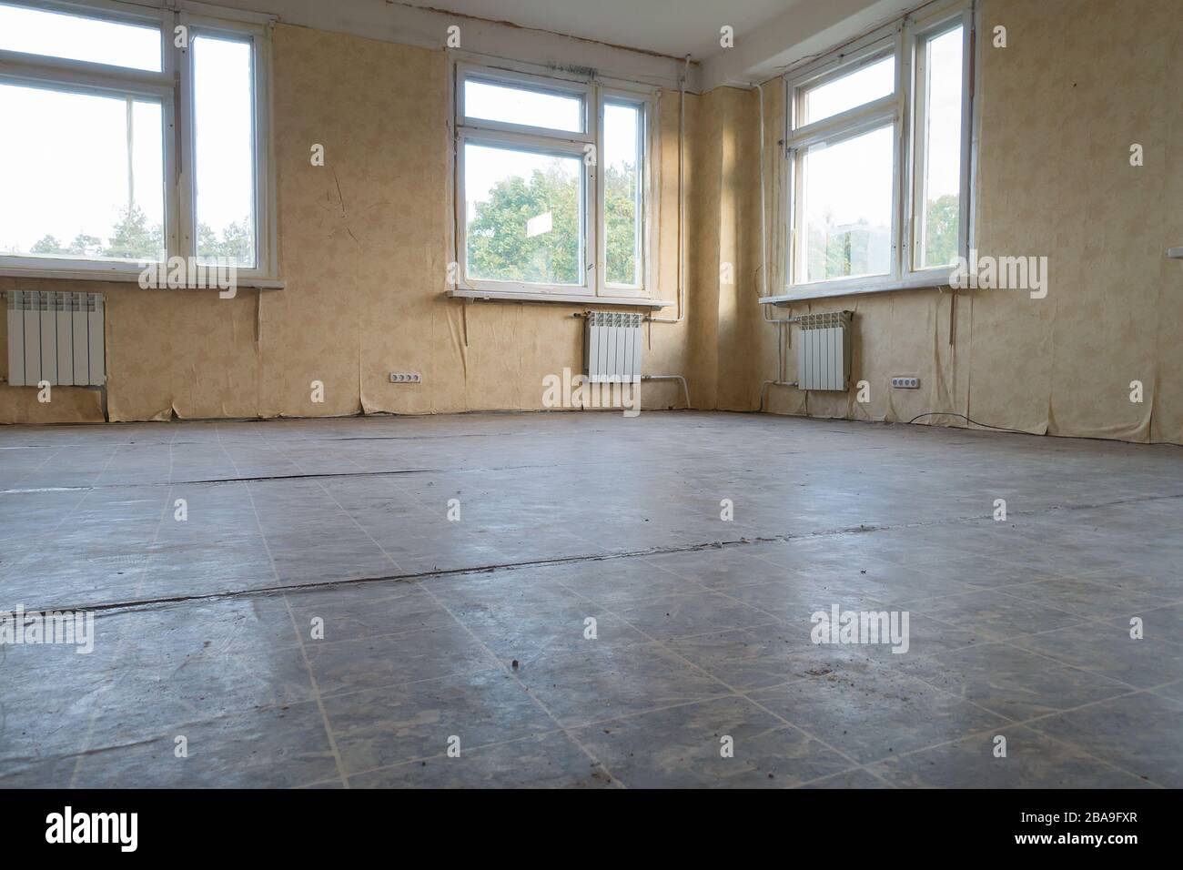 Schmutziges zimmer -Fotos und -Bildmaterial in hoher Auflösung – Alamy