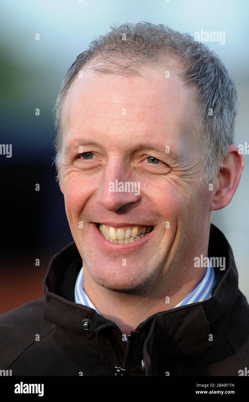 Trainer david pipe -Fotos und -Bildmaterial in hoher Auflösung – Alamy