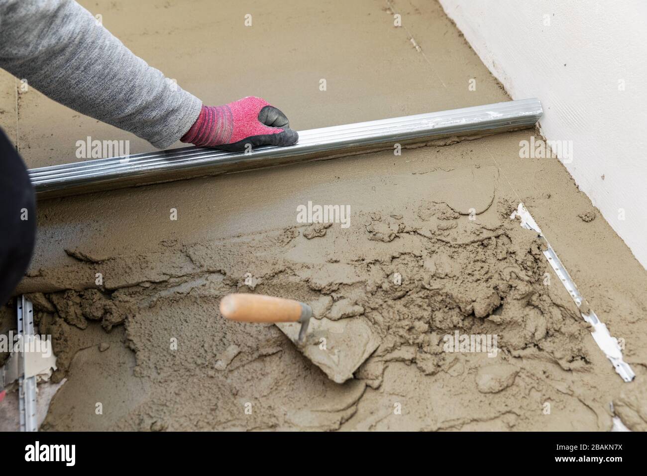 Beton nivellieren -Fotos und -Bildmaterial in hoher Auflösung – Alamy