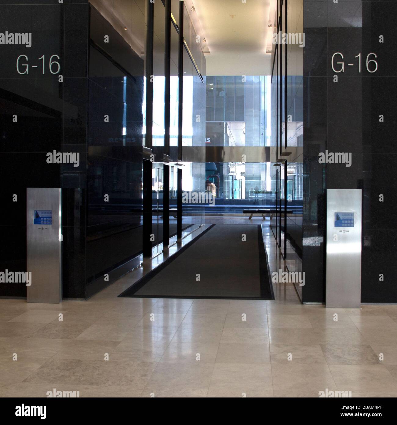 Verlassene lobby -Fotos und -Bildmaterial in hoher Auflösung – Alamy