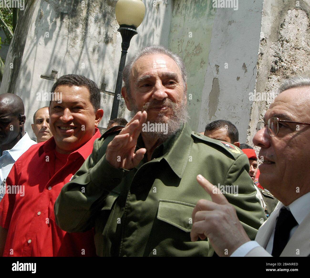 Präsident von Venezuela Hugo Chavez (links), der kubanische Präsident ...