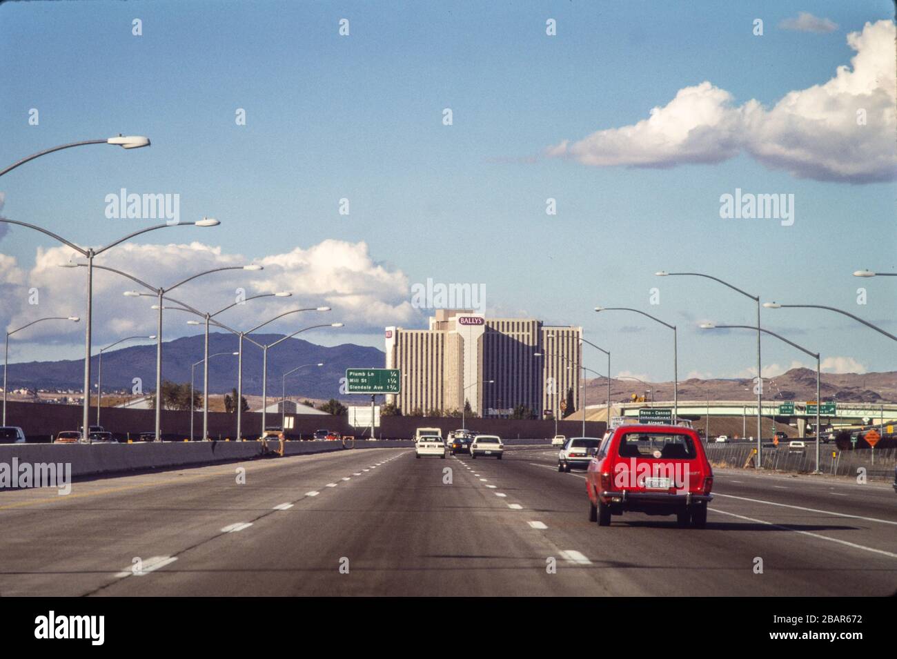 1987 Archivbild von Ballys Reno Casino, früher MGM Grand, latterly Reno ...