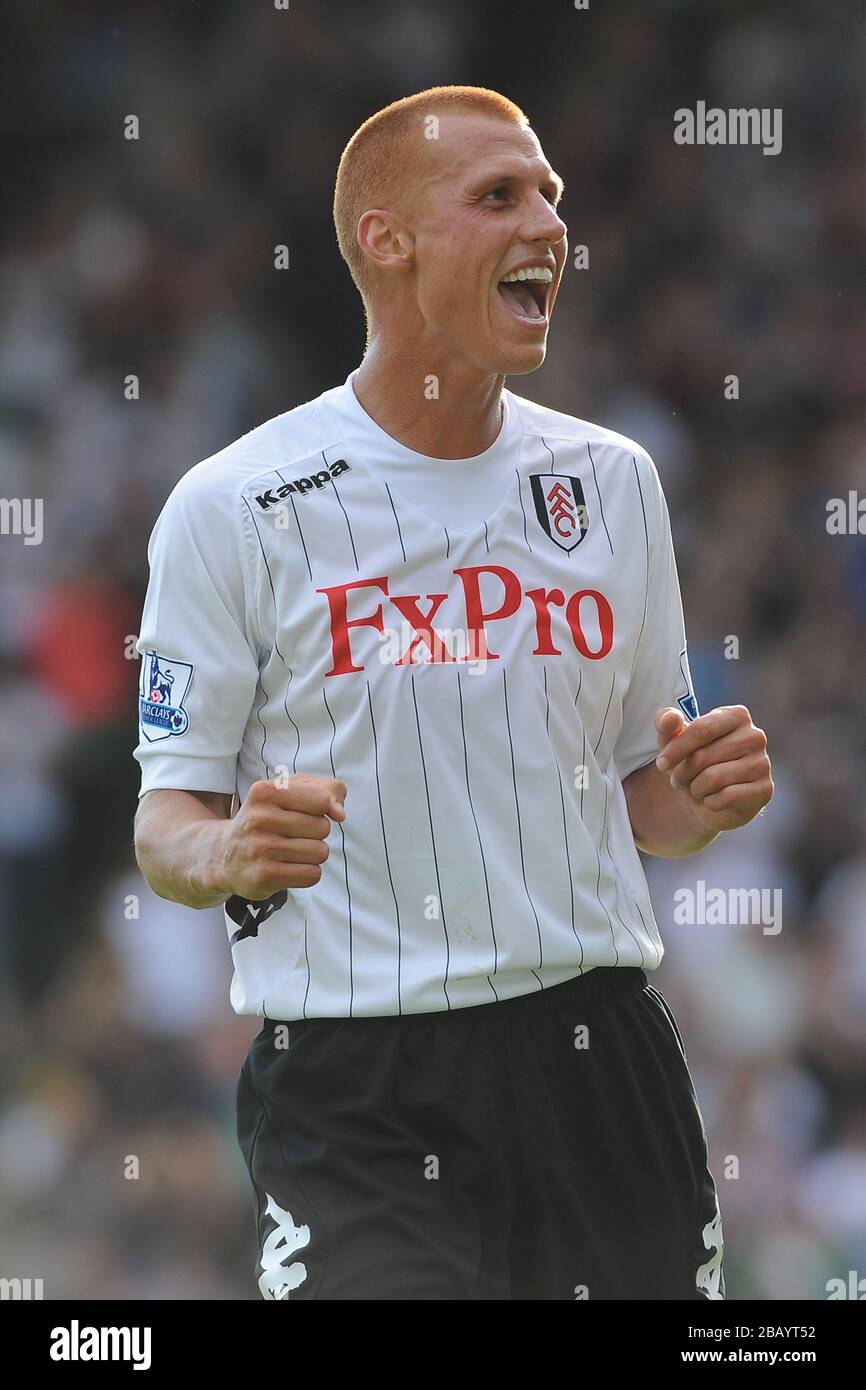 Fulhams steve sidwell feiert tor -Fotos und -Bildmaterial in hoher ...