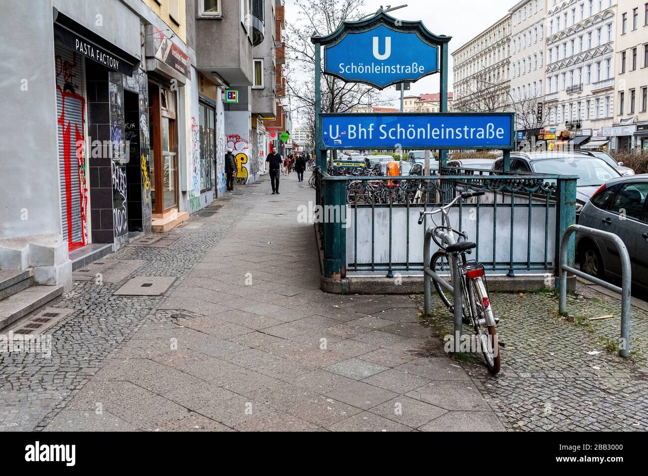 U Bahnhof Schnleinstrasse