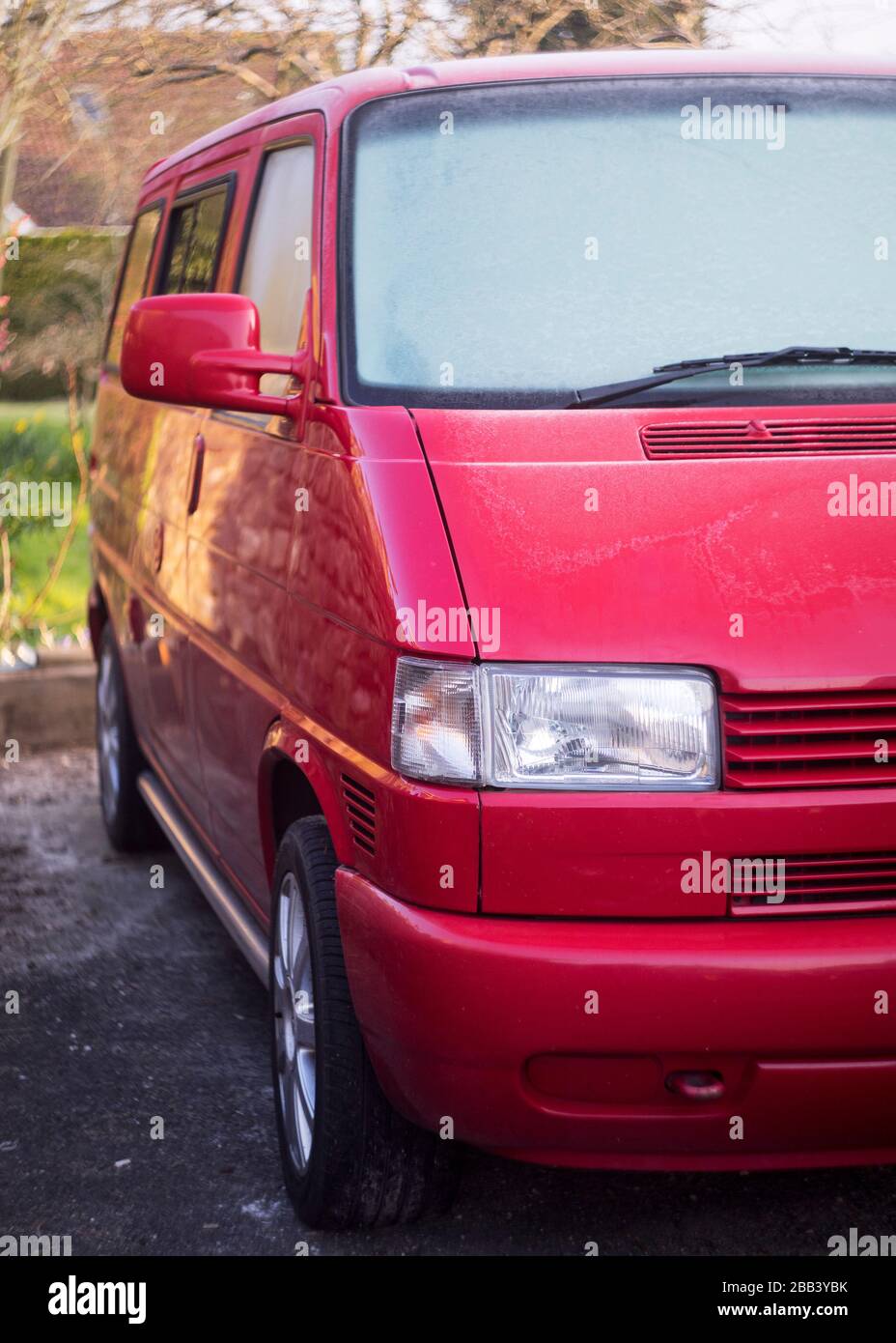 Vw t4 multivan -Fotos und -Bildmaterial in hoher Auflösung – Alamy