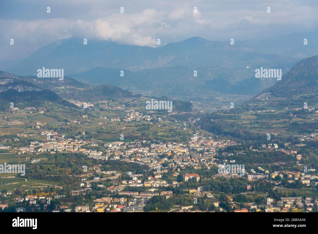 Trient hafen -Fotos und -Bildmaterial in hoher Auflösung – Alamy