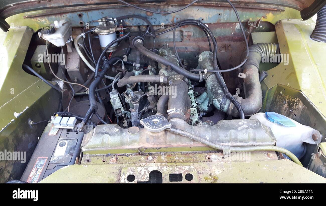 5 zylinder dieselmotor -Fotos und -Bildmaterial in hoher Auflösung – Alamy