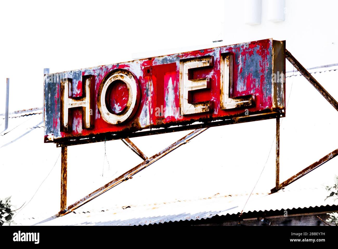 Vintage hotel key -Fotos und -Bildmaterial in hoher Auflösung – Alamy