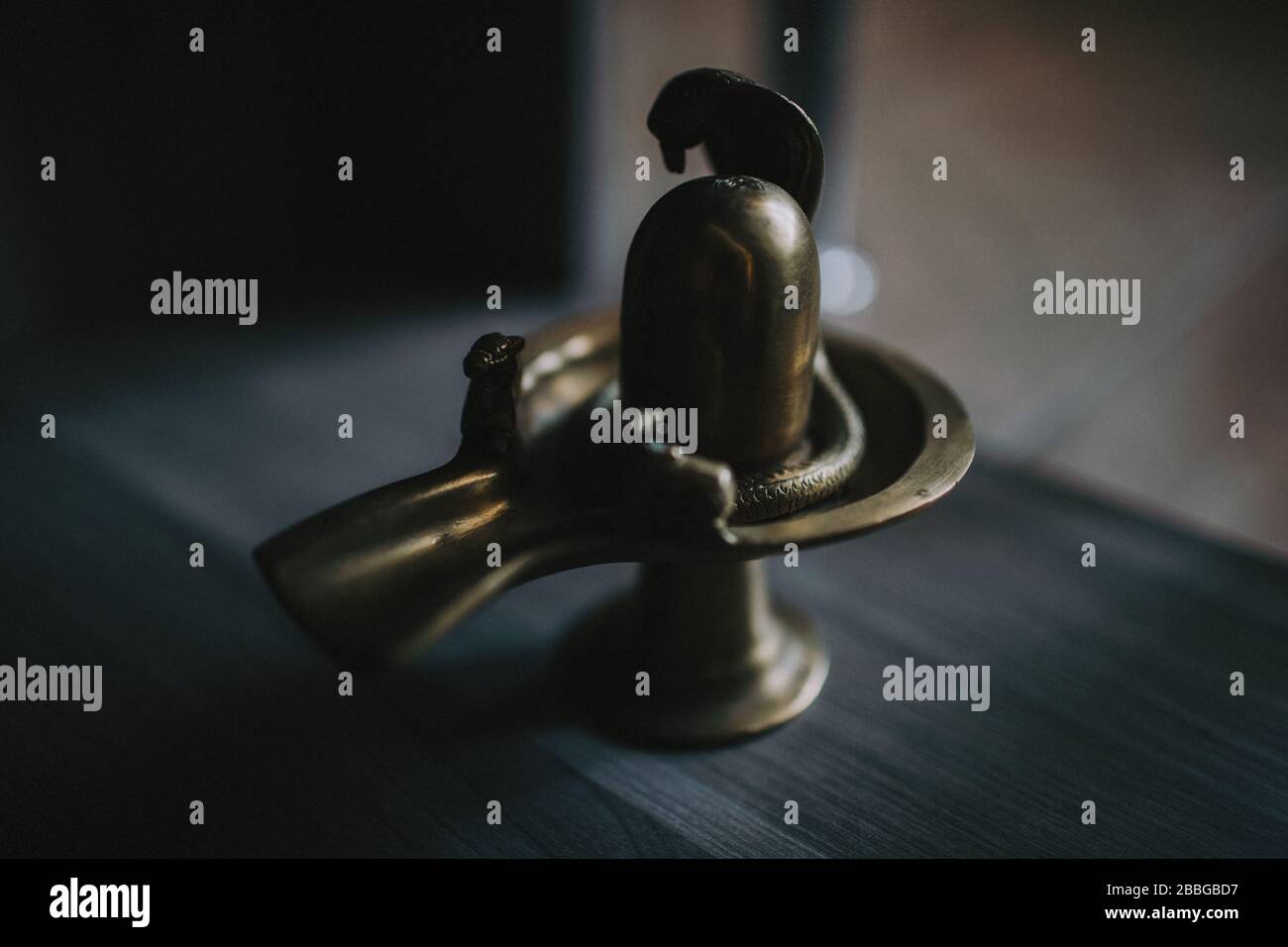 Linga symbol von lord shiva -Fotos und -Bildmaterial in hoher Auflösung ...