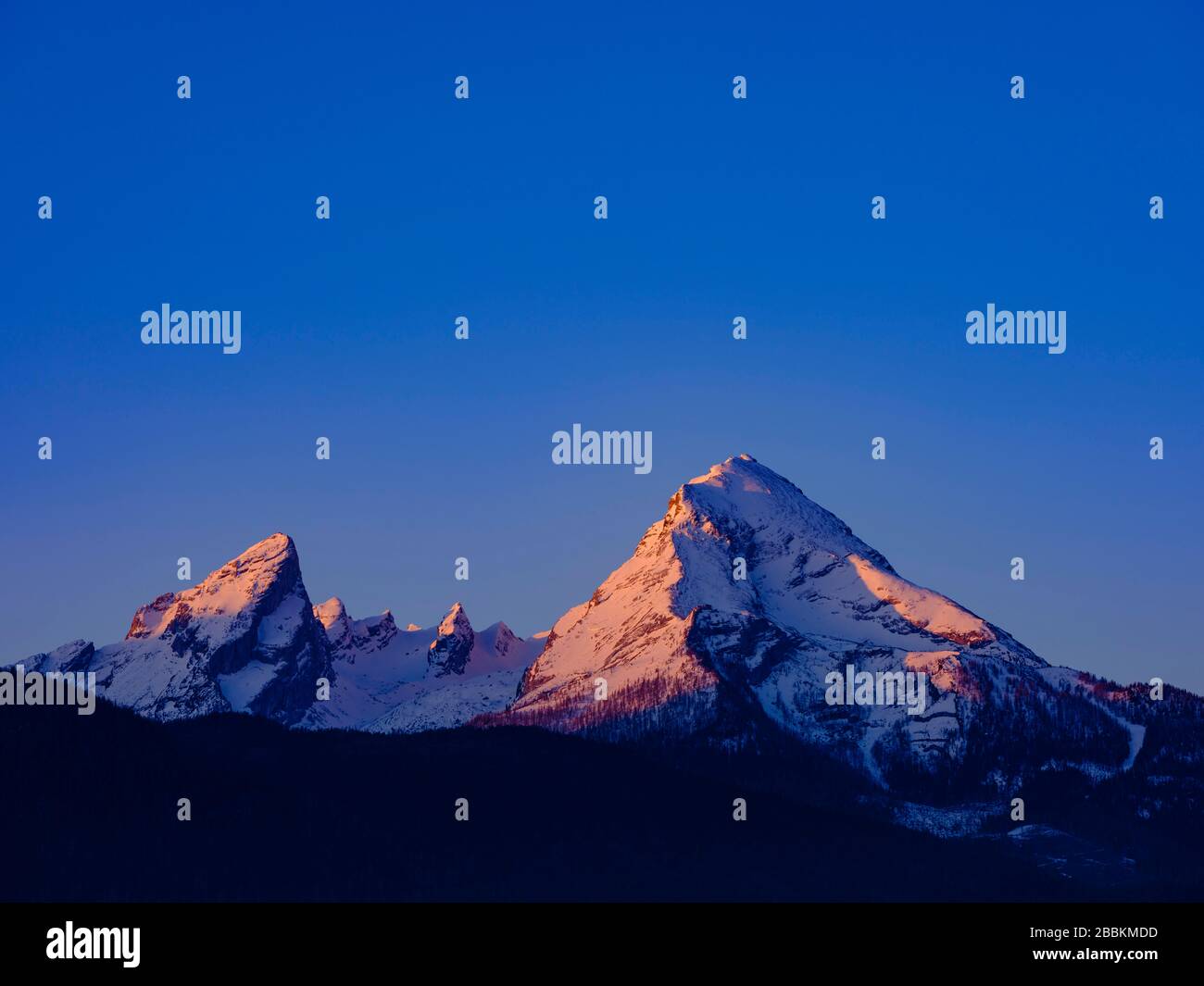 Watzmann bei Sonnenaufgang, im Winter, Nationalpark Berchtesgaden ...