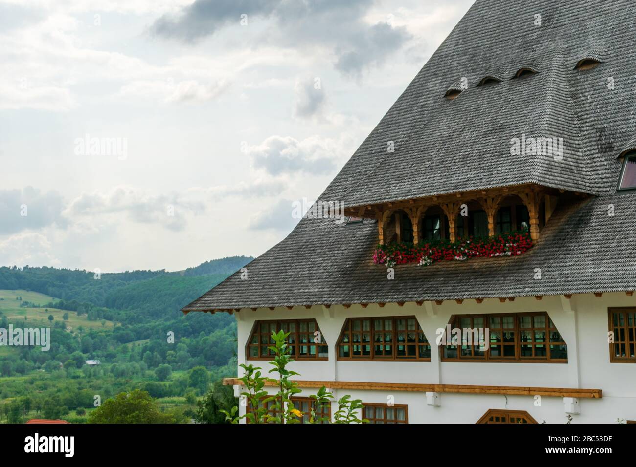 Romania maramures barsana wooden churches -Fotos und -Bildmaterial in hoher Auflösung – Alamy