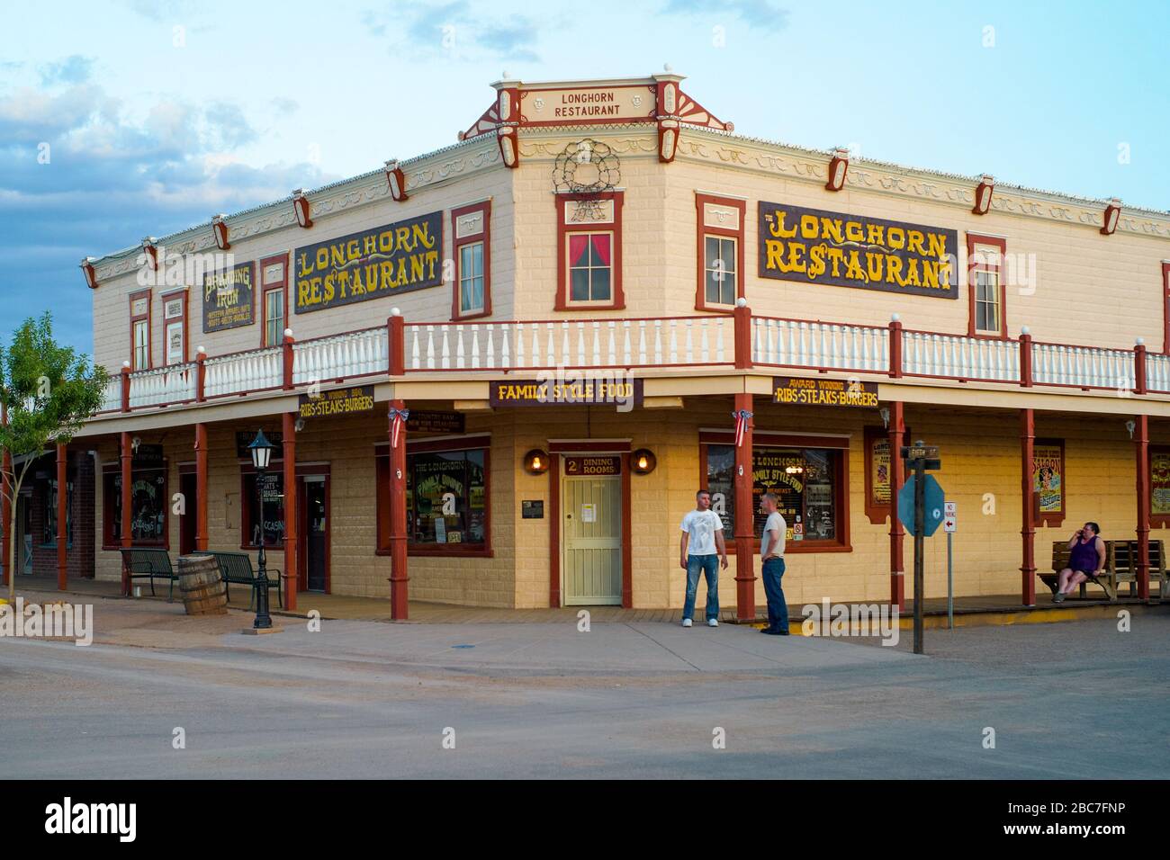 Tombstone, Arizona, Vereinigte Staaten - 12. Juli 2009: Longhorn ...