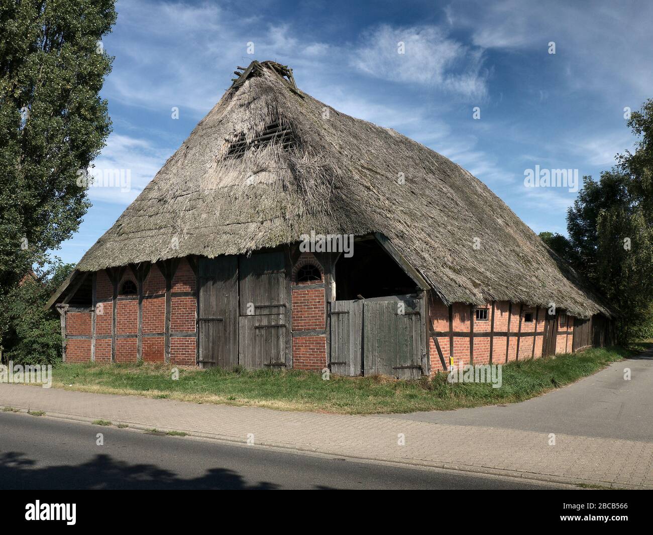 Fachwerk bauernhofs -Fotos und -Bildmaterial in hoher Auflösung – Alamy