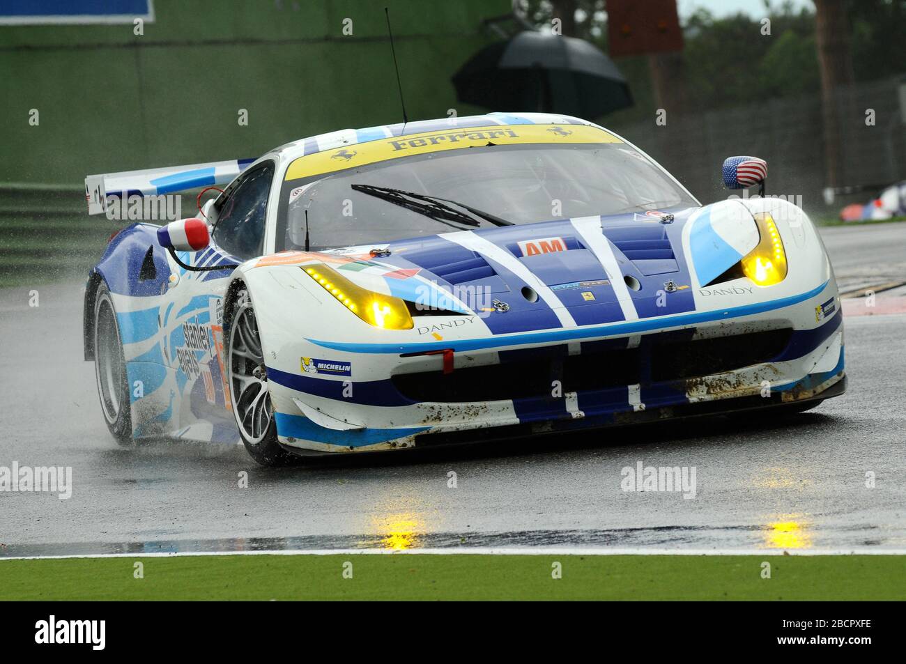 Imola, Italien 17. Mai 2013: Ferrari F458 Italia GT3 des Teams SMP ...