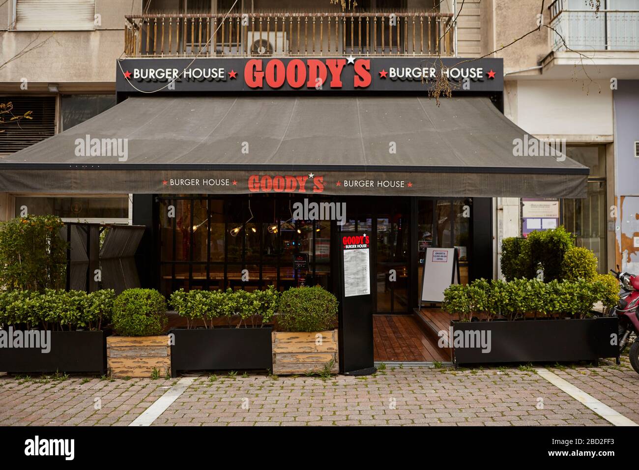 Griechisches goodys restaurant -Fotos und -Bildmaterial in hoher ...