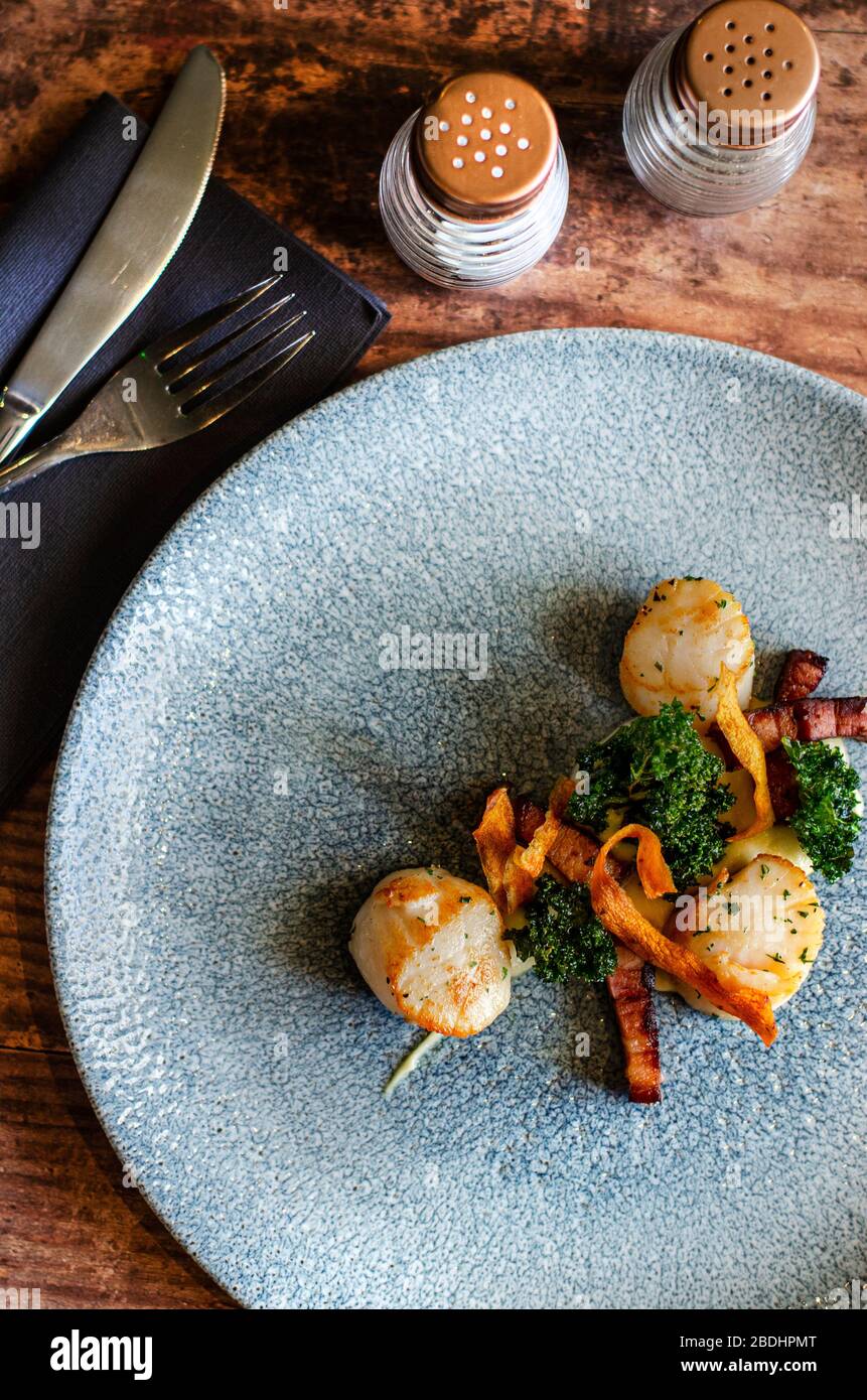 Flat lay food restaurant -Fotos und -Bildmaterial in hoher Auflösung ...