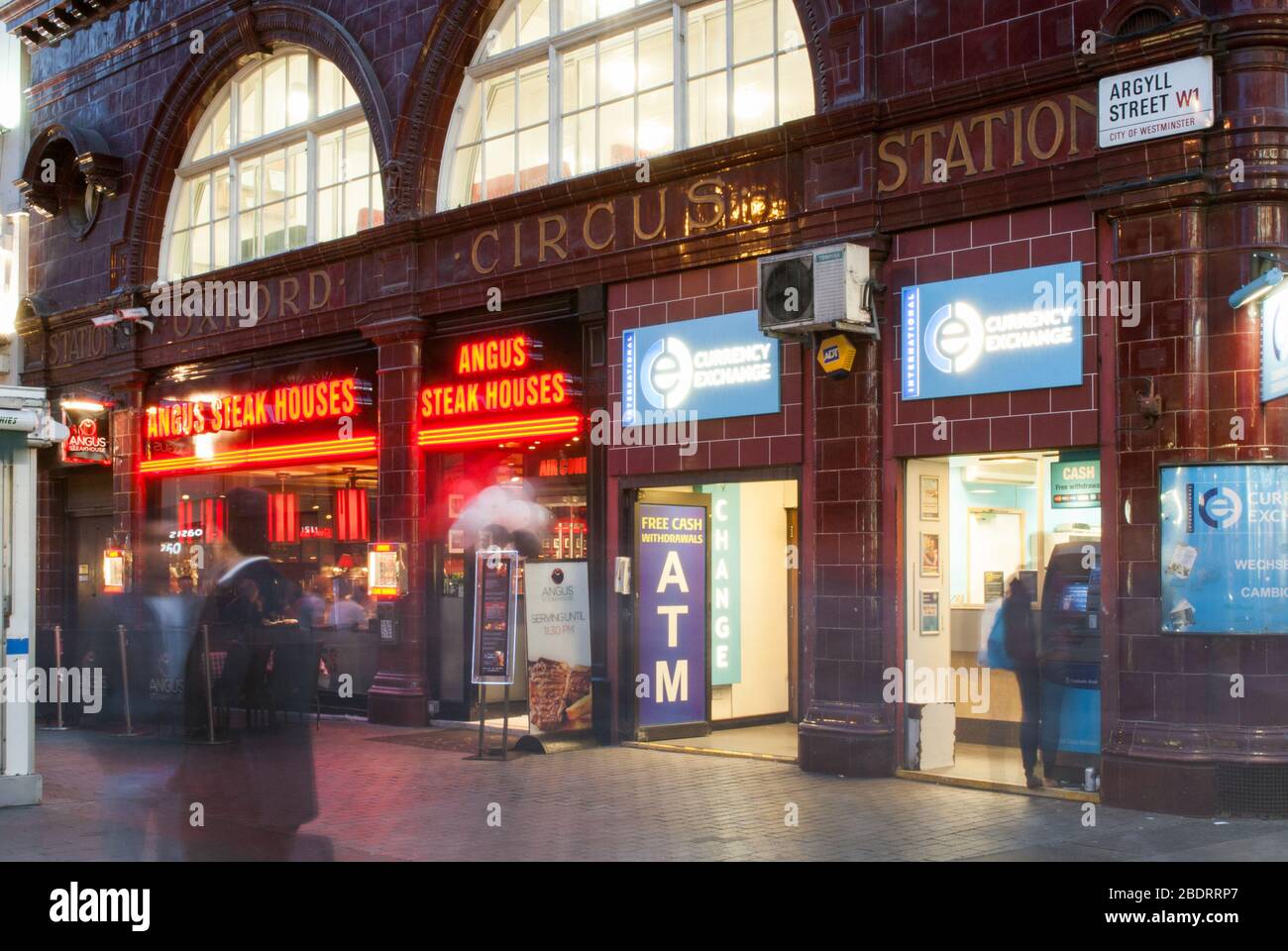 Soho station -Fotos und -Bildmaterial in hoher Auflösung – Alamy