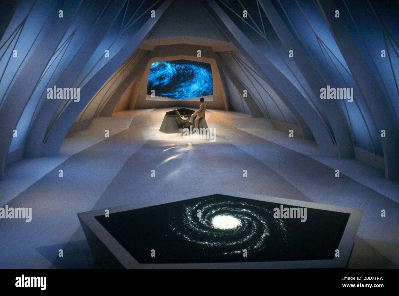 Mensch und kosmos -Fotos und -Bildmaterial in hoher Auflösung – Alamy