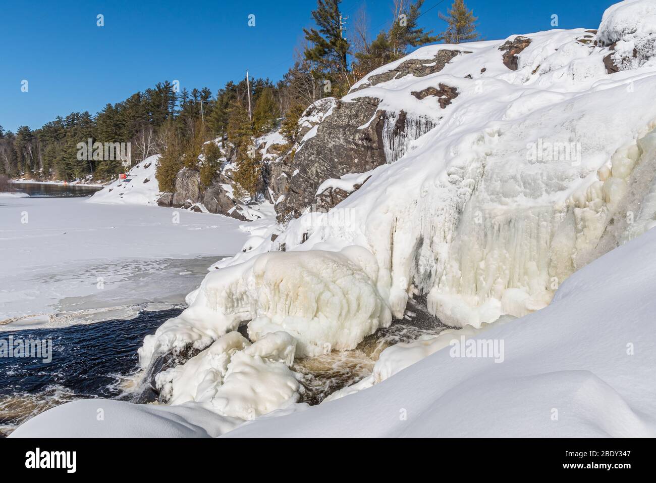 Bruce Peninsula National Park The Grotto & Indian Head Cove Fathon Five ...