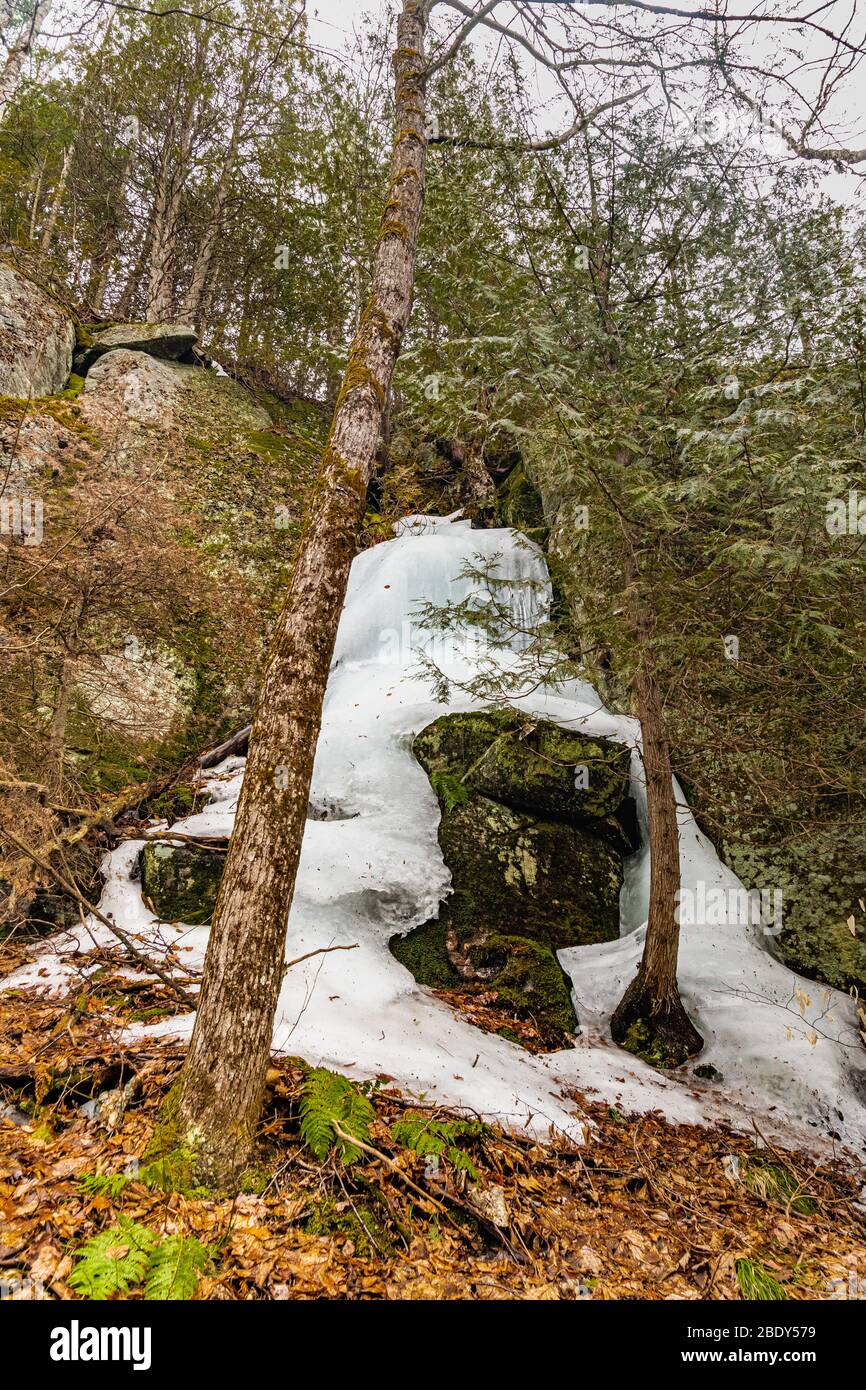 Bruce Peninsula National Park The Grotto & Indian Head Cove Fathon Five ...