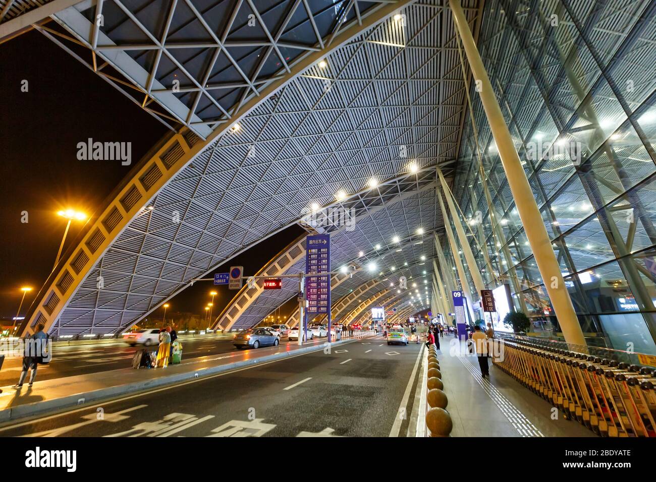 Flughafenverkehr Stockfotos und -bilder Kaufen - Alamy