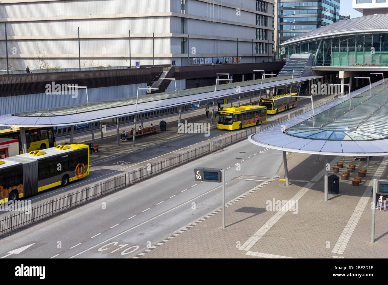 Bus buses holland -Fotos und -Bildmaterial in hoher Auflösung – Alamy