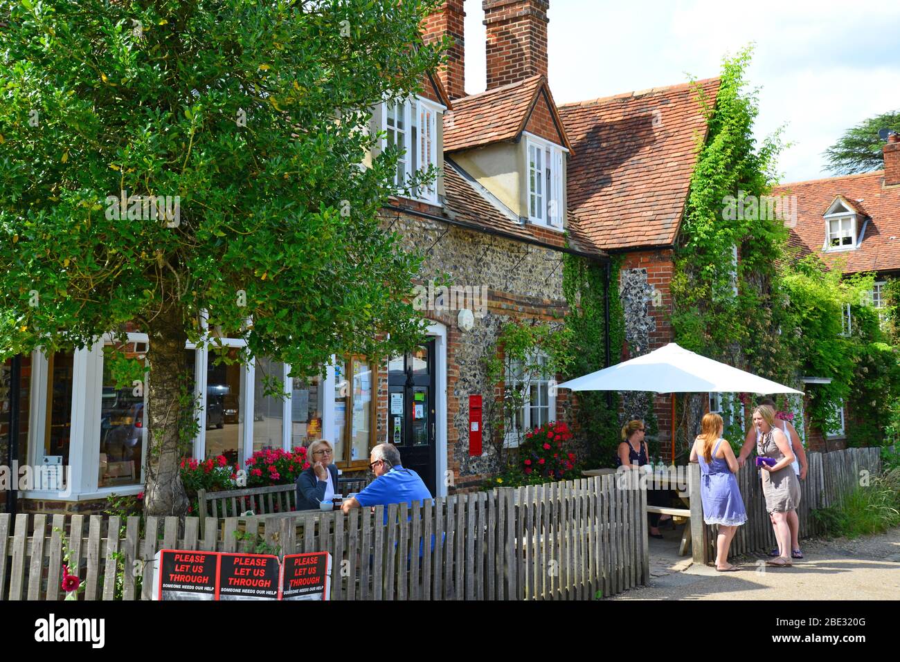 Hambleden Dorfladen (alte Post), Pheasant Hill Frieth, Hambleden ...