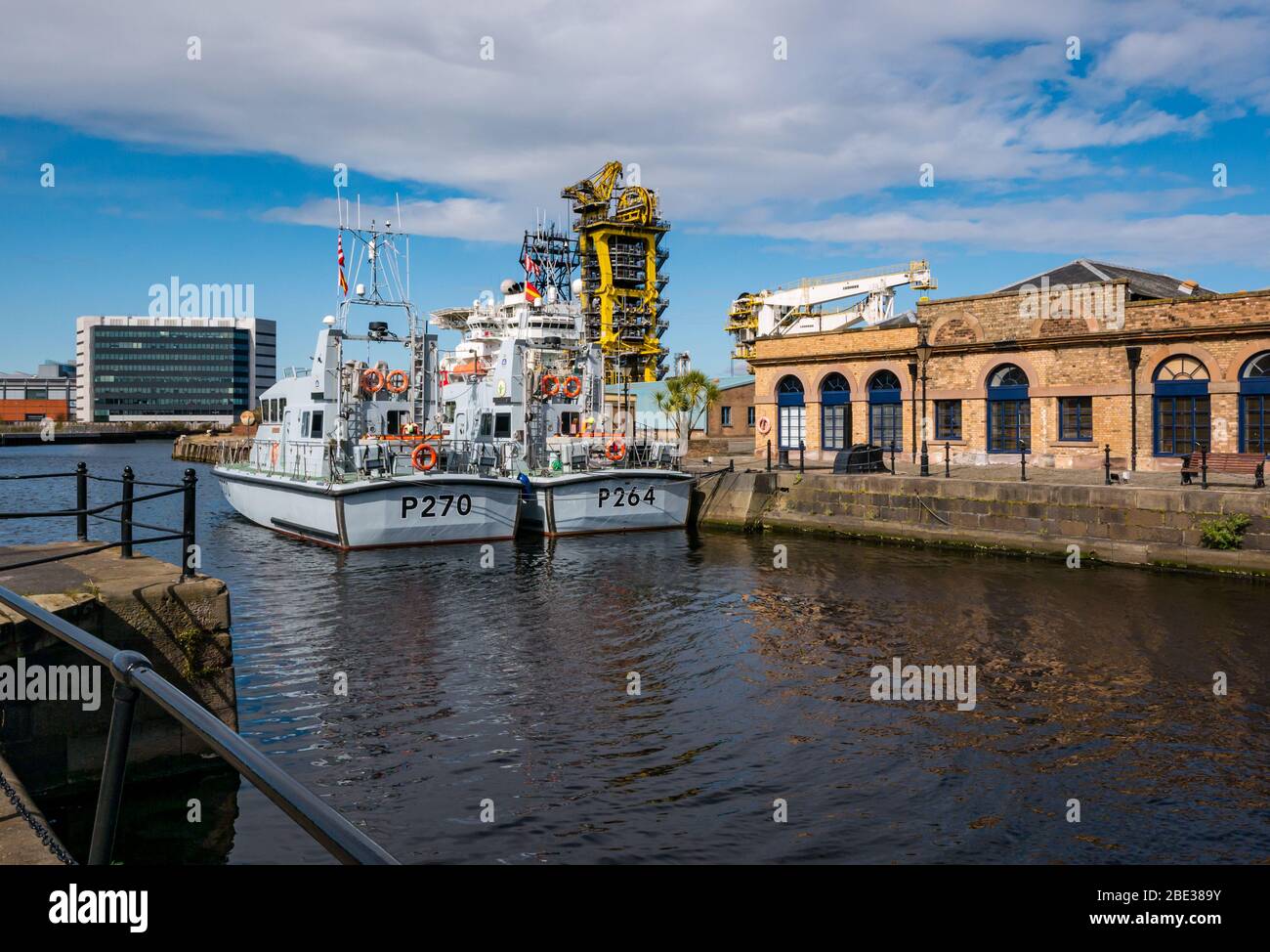 P2000 patrouillenschiff -Fotos und -Bildmaterial in hoher Auflösung – Alamy