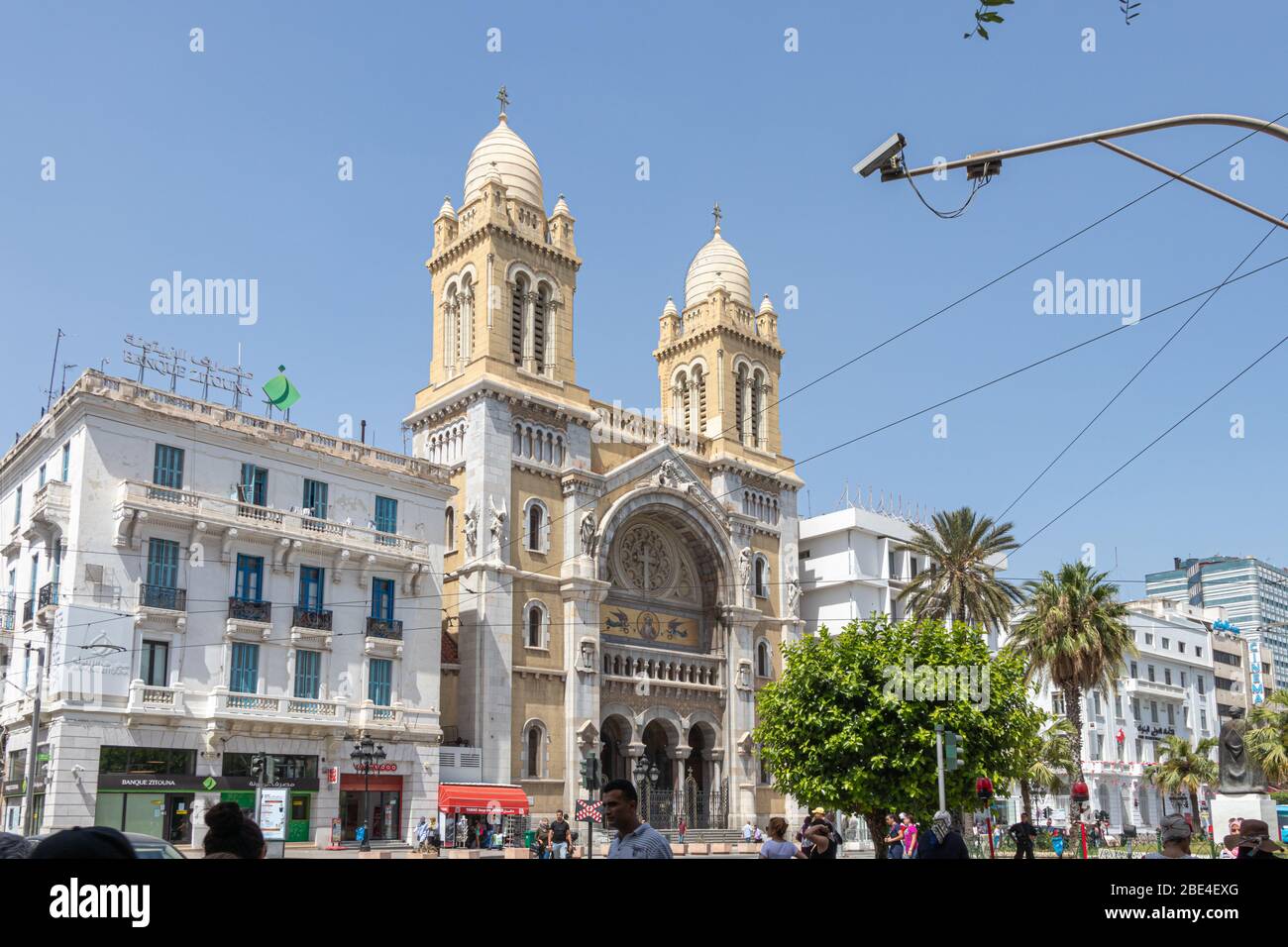 TUNIS, TUNESIEN - 19. JULI 2018: Römisch-katholische Kirche St. Vincent ...