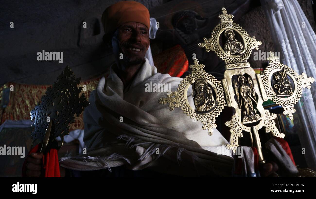 Jesus kreuzigung afrika -Fotos und -Bildmaterial in hoher Auflösung – Alamy