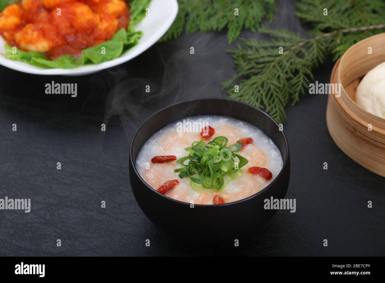 Chinesischer brei -Fotos und -Bildmaterial in hoher Auflösung – Alamy