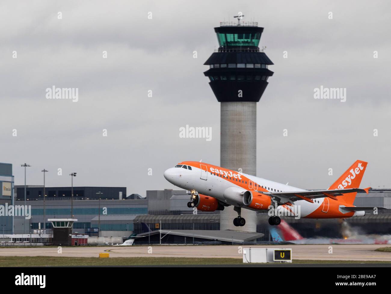 Easyjet manchester -Fotos und -Bildmaterial in hoher Auflösung – Alamy