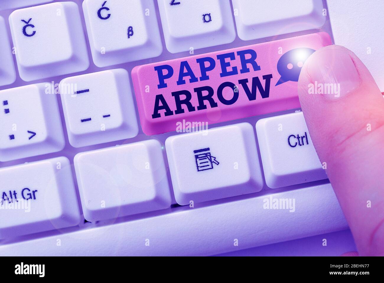 Text Zeichen angezeigt Papier Pfeil. Business foto Präsentation ...