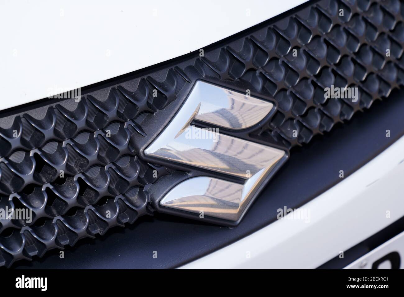 Suzuki zeichen -Fotos und -Bildmaterial in hoher Auflösung - Seite 2 ...