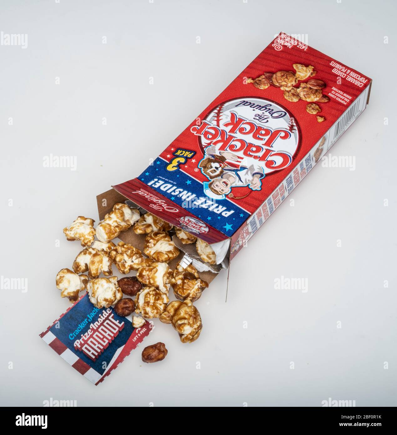 Cracker jack popcorn -Fotos und -Bildmaterial in hoher Auflösung – Alamy