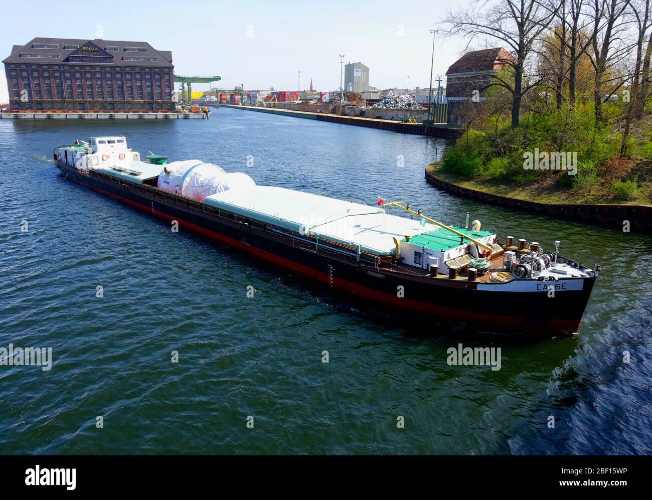 Unitank lagertanks -Fotos und -Bildmaterial in hoher Auflösung – Alamy