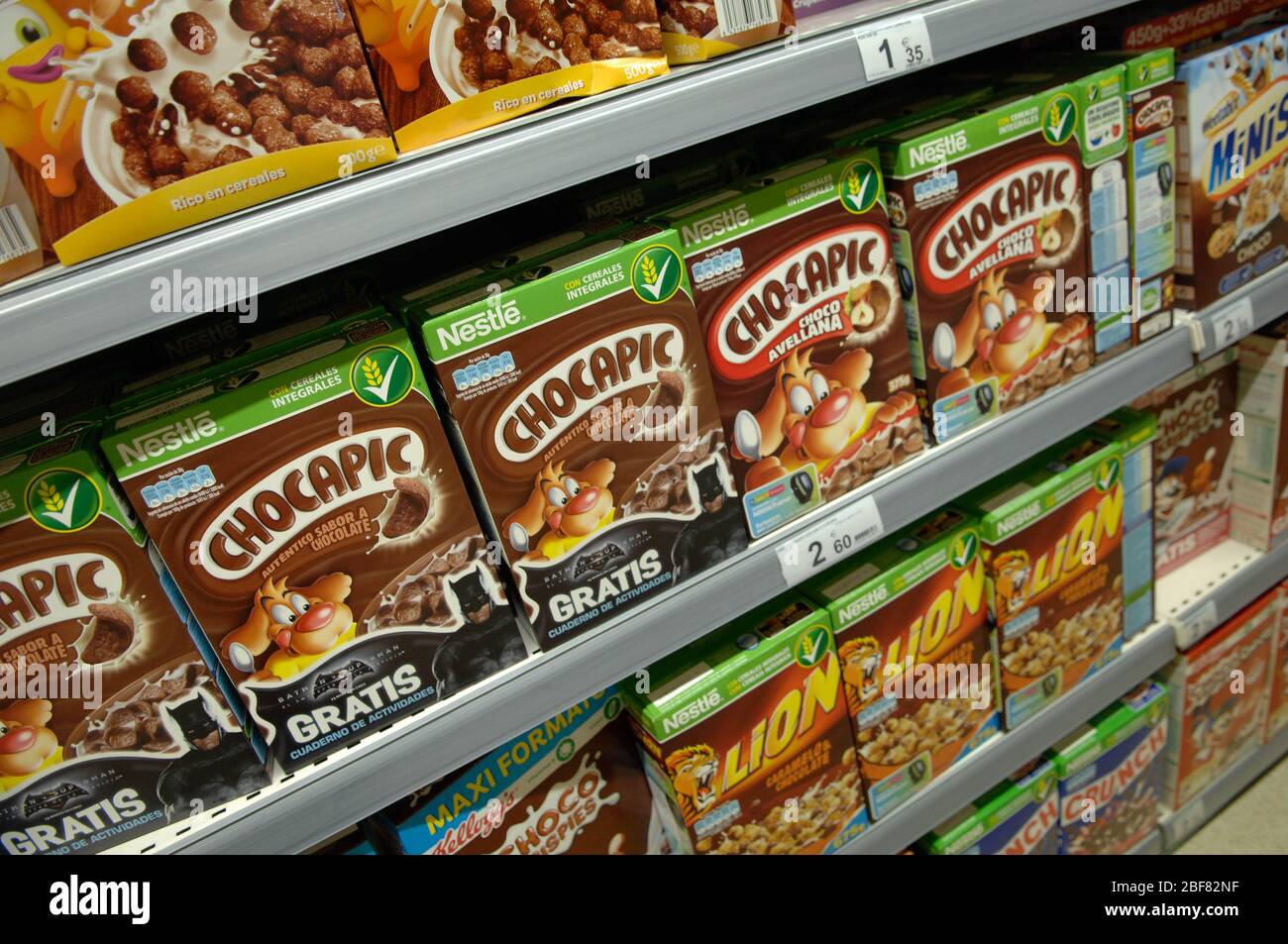 Nestle breakfast cereals nesquik -Fotos und -Bildmaterial in hoher ...