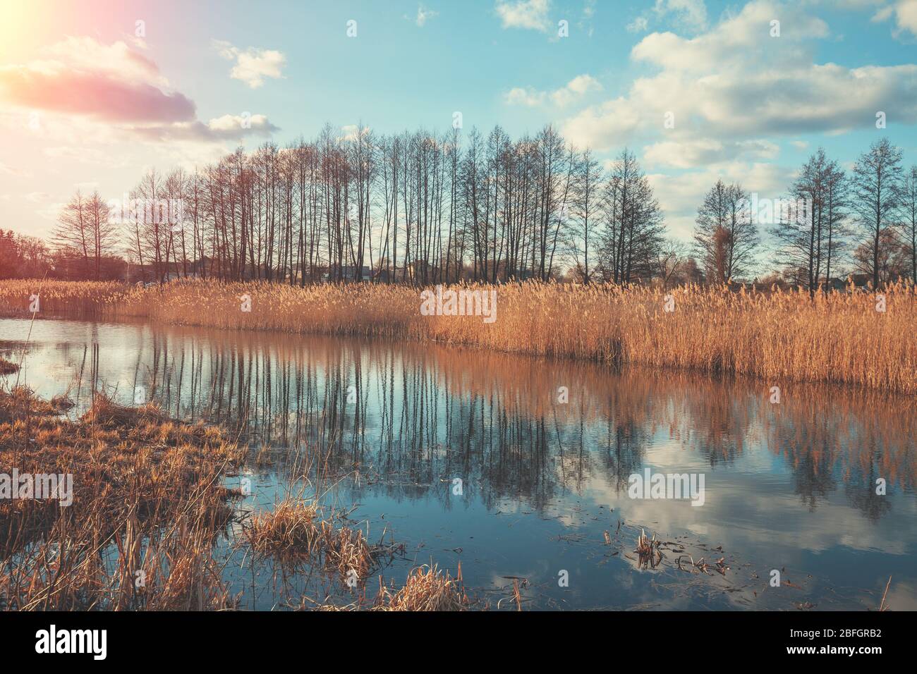 River floss -Fotos und -Bildmaterial in hoher Auflösung – Alamy