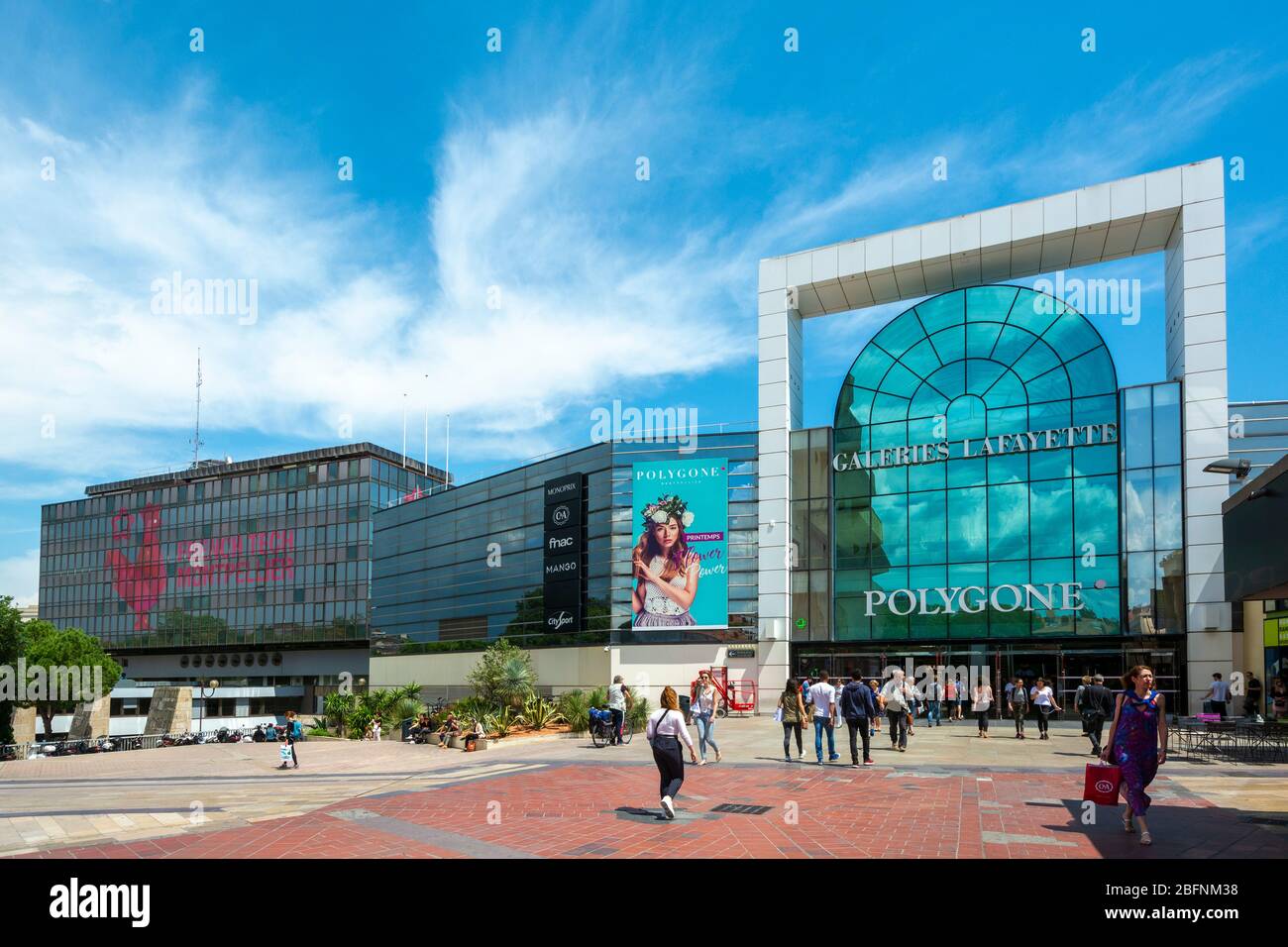 Frankreich, Montpellier, Polygone Shopping Centre Stockfotografie - Alamy