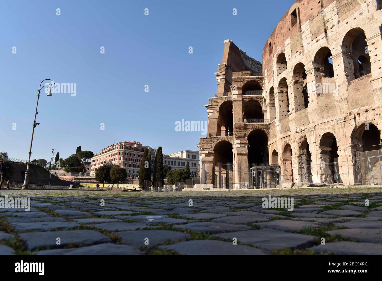 Strada antica roma -Fotos und -Bildmaterial in hoher Auflösung – Alamy