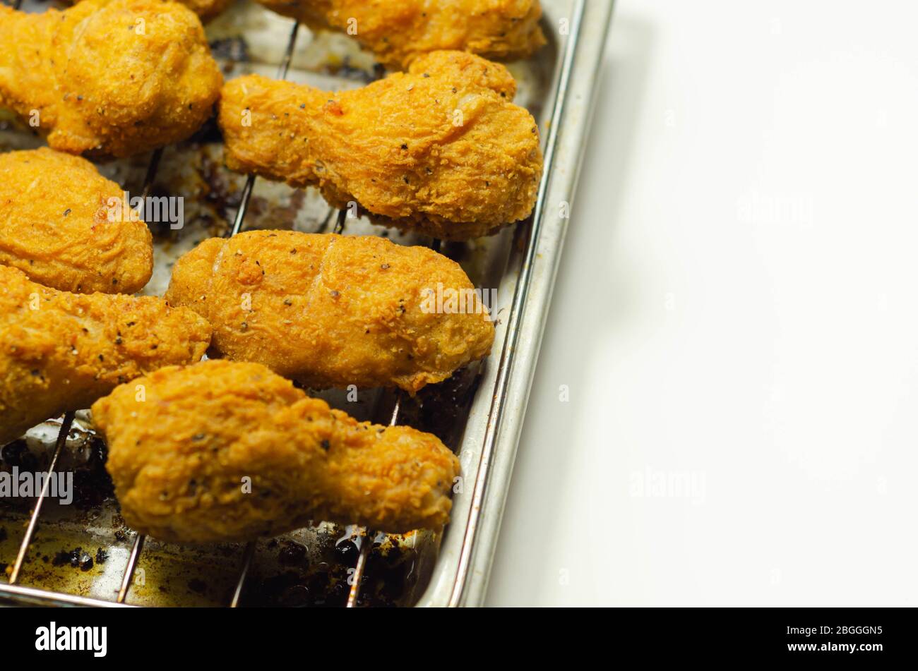 Kfc chicken pieces -Fotos und -Bildmaterial in hoher Auflösung – Alamy