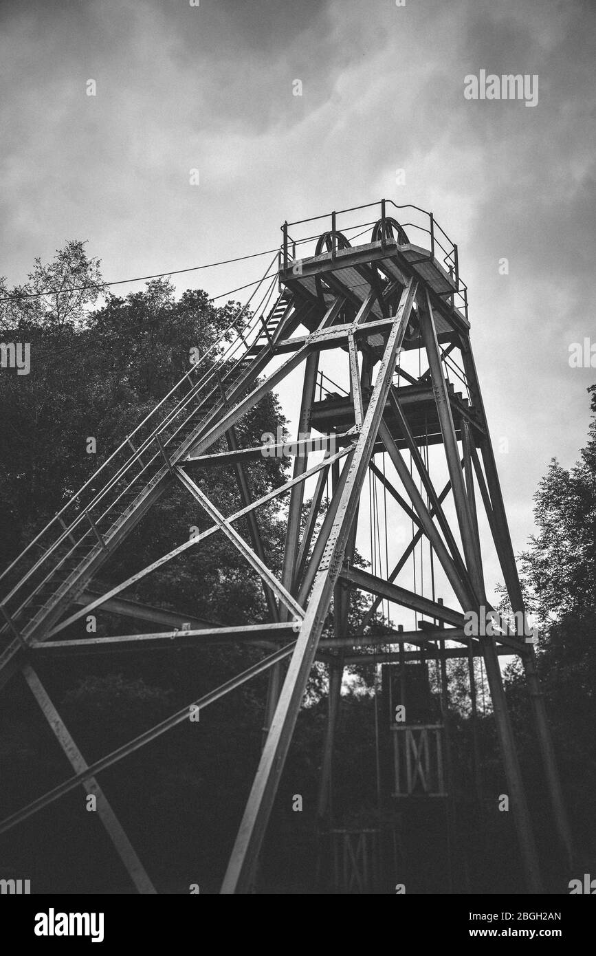 Carmarthenshire goldmine -Fotos und -Bildmaterial in hoher Auflösung ...