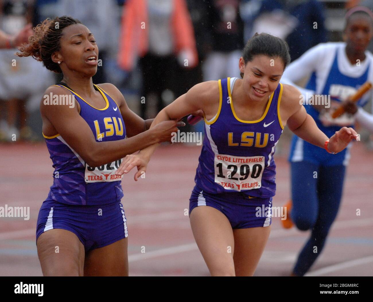 Austin, Usa. April 2007. Samantha Henry, links, Und Monique Cabral von ...