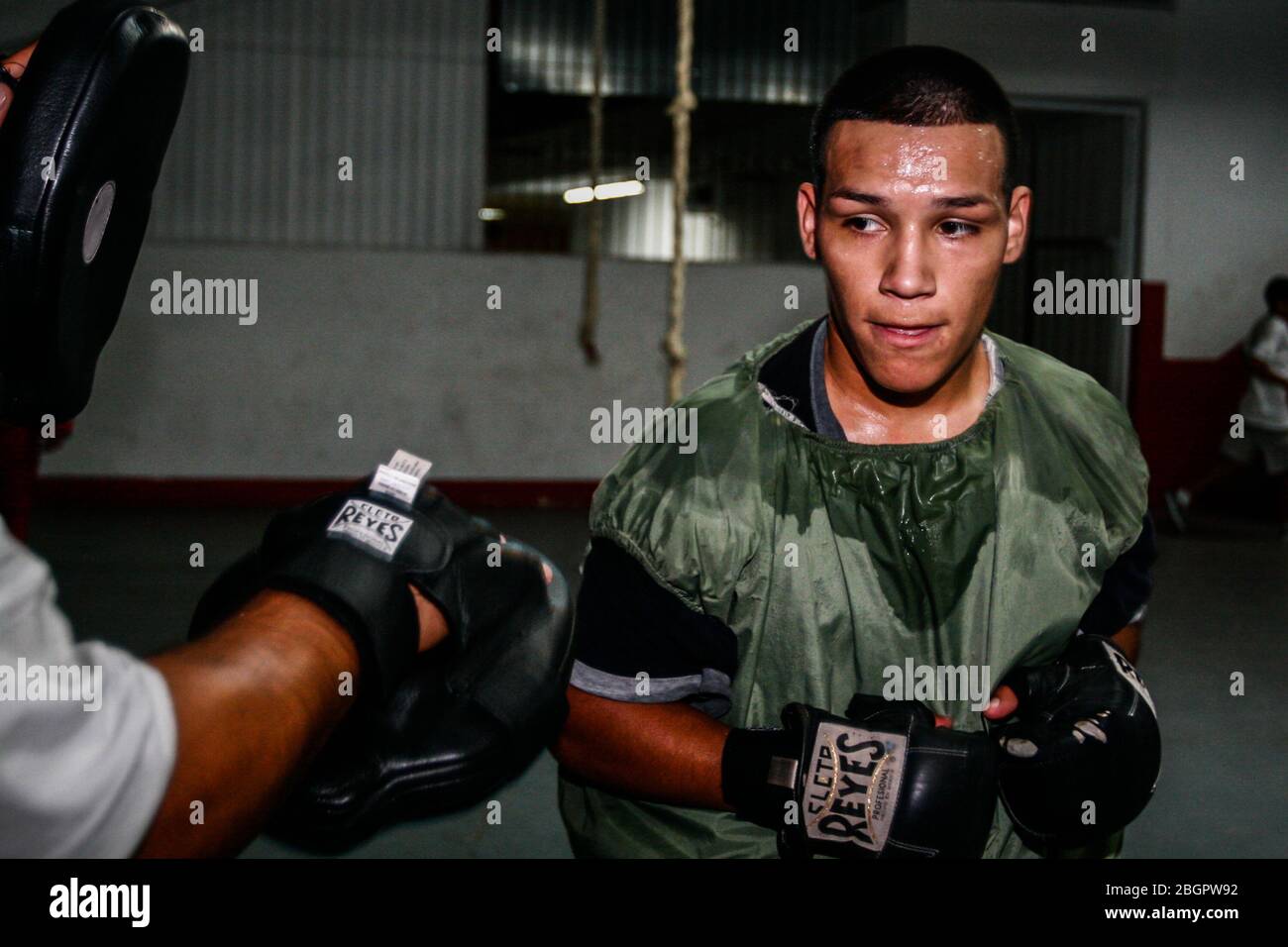 Hernas Tayson Marquez Archi Solis, boxeador durante entrenamiento en el ...