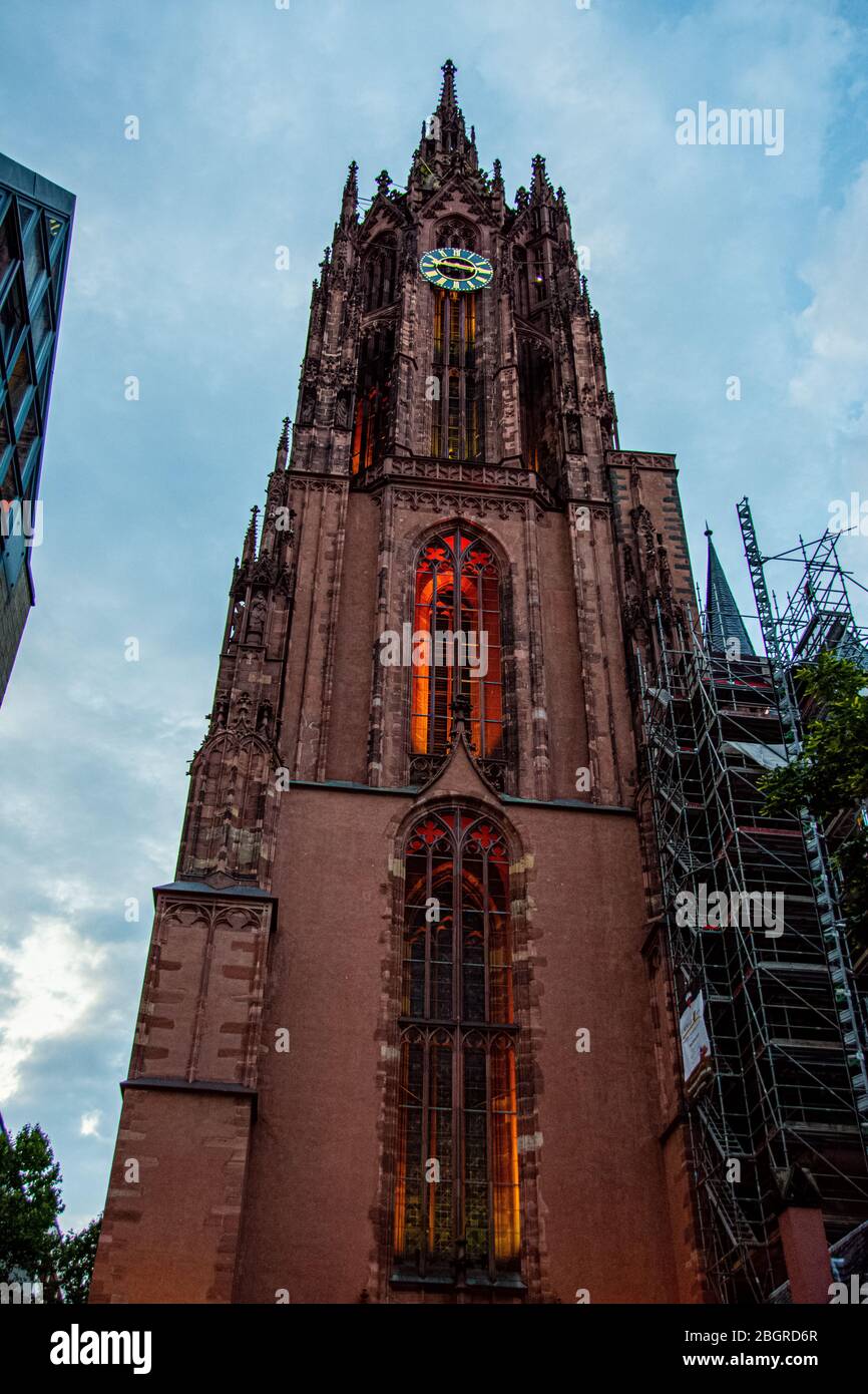 Kaiserdom frankfurter dom -Fotos und -Bildmaterial in hoher Auflösung ...