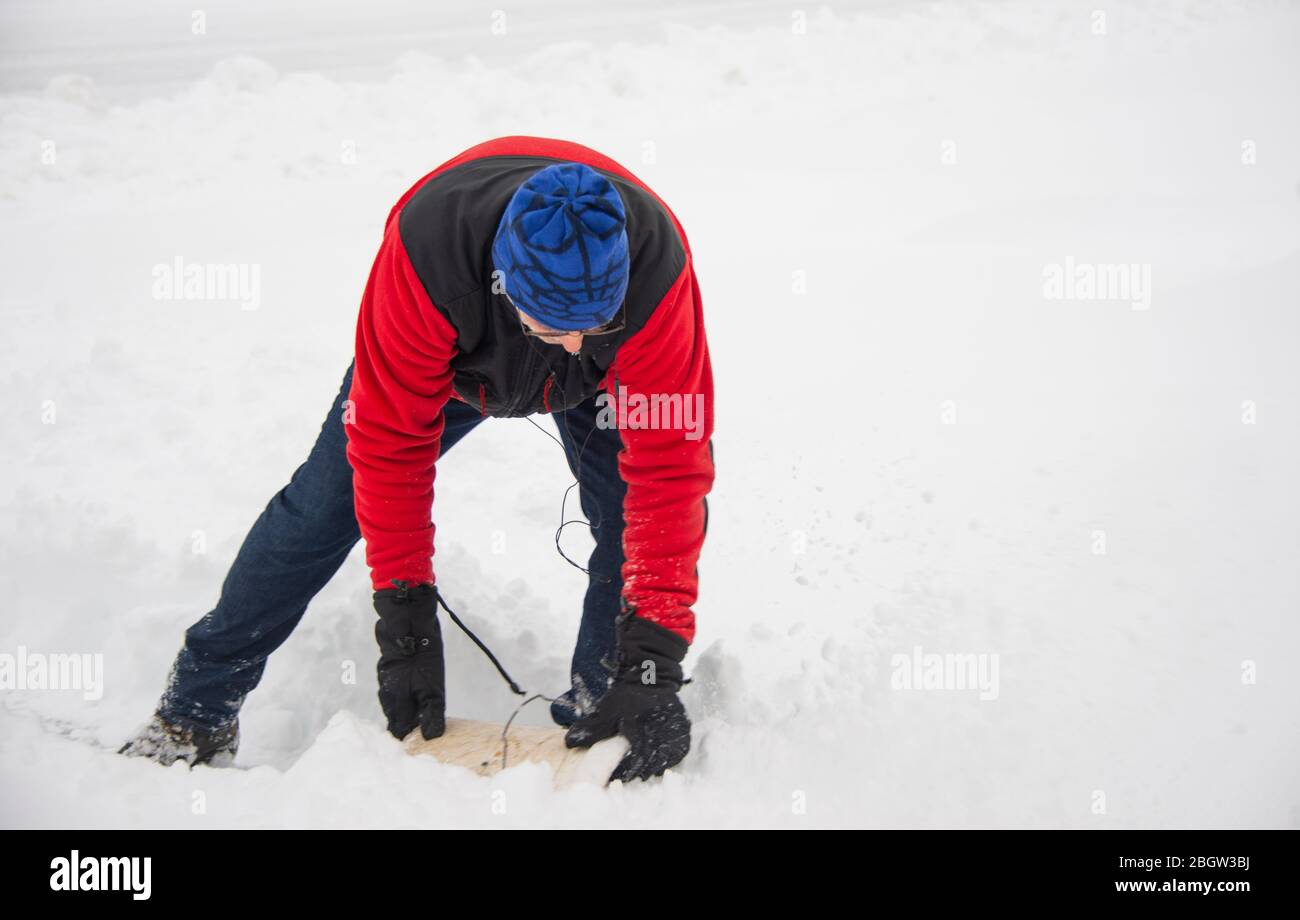 Eimer mann -Fotos und -Bildmaterial in hoher Auflösung – Alamy