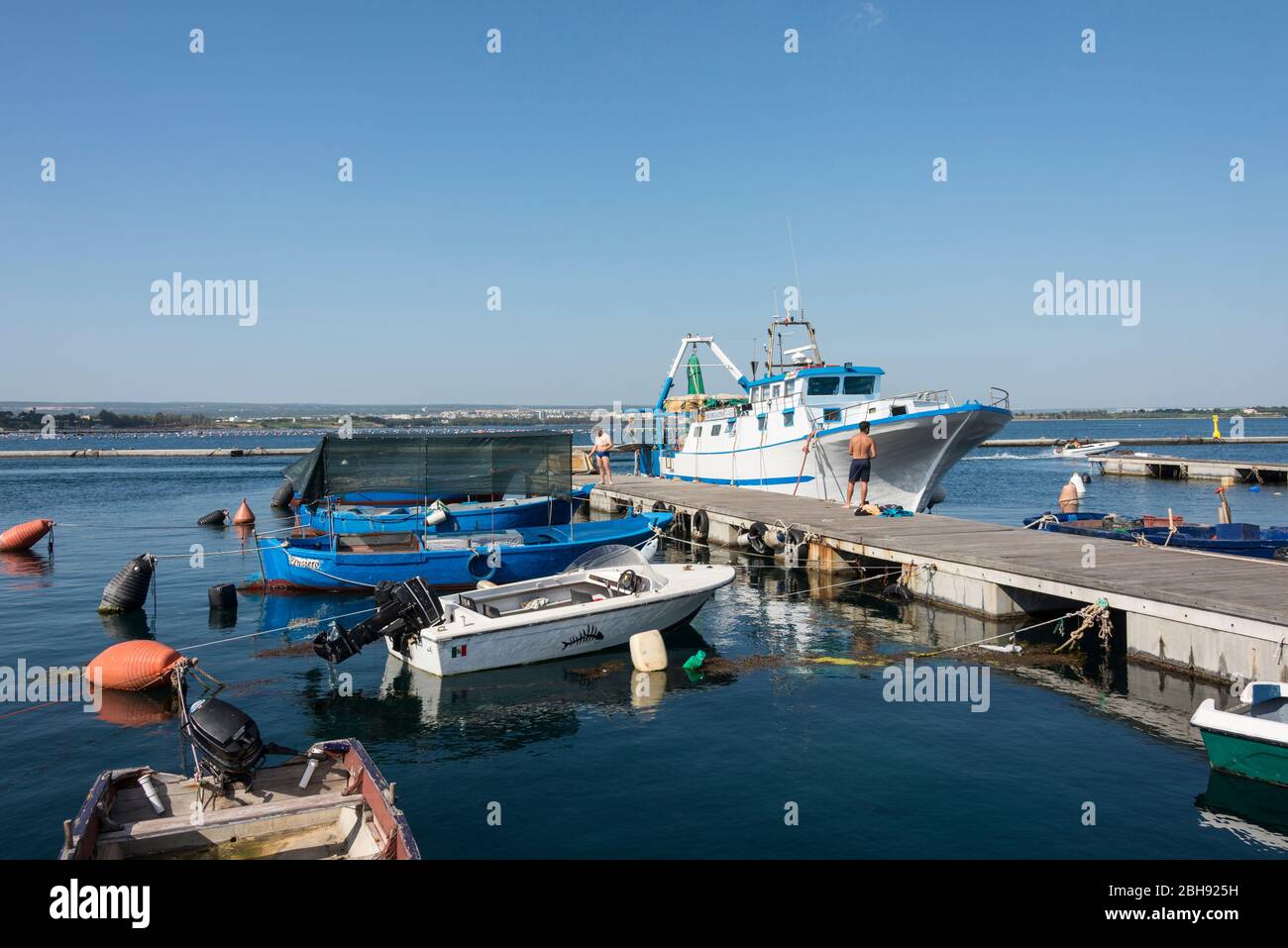 Italien, Mezzogiorno, Apulien / Apulien, Halbinsel Salento, Taranto ...