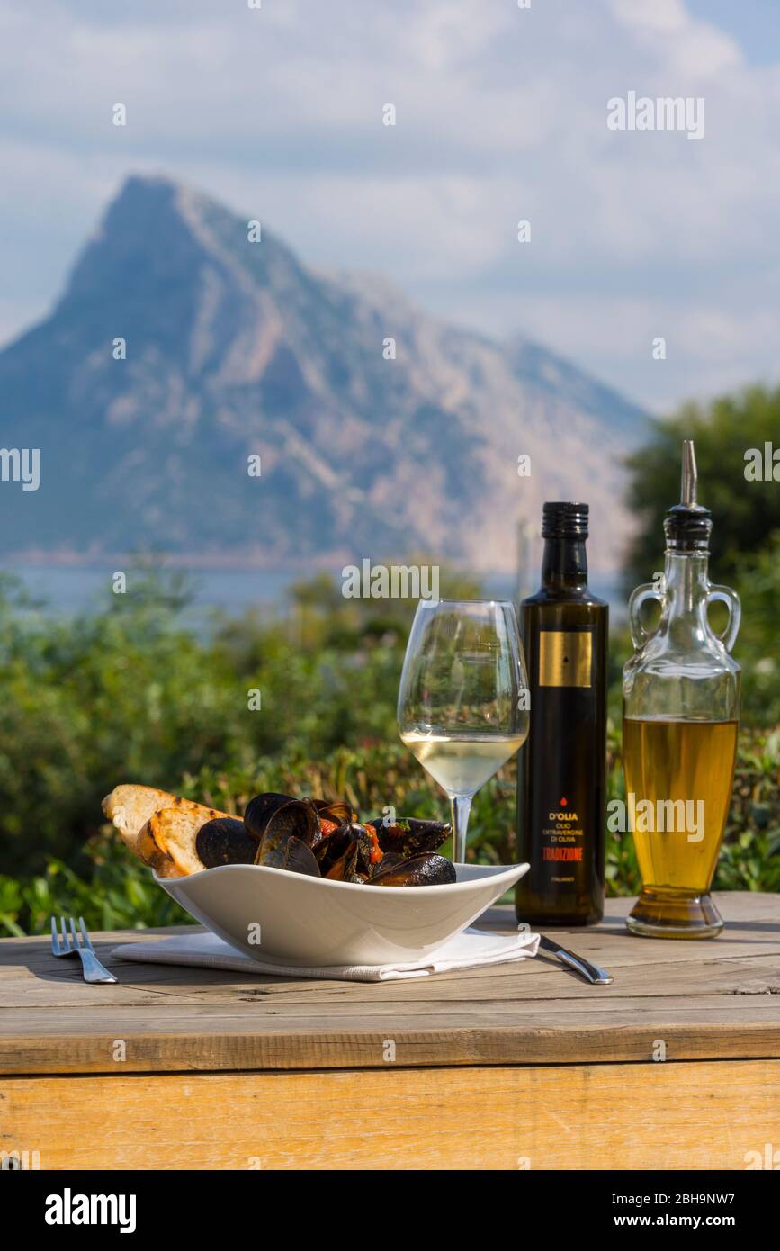 Wein Italien Restaurant Stockfotos und -bilder Kaufen - Alamy